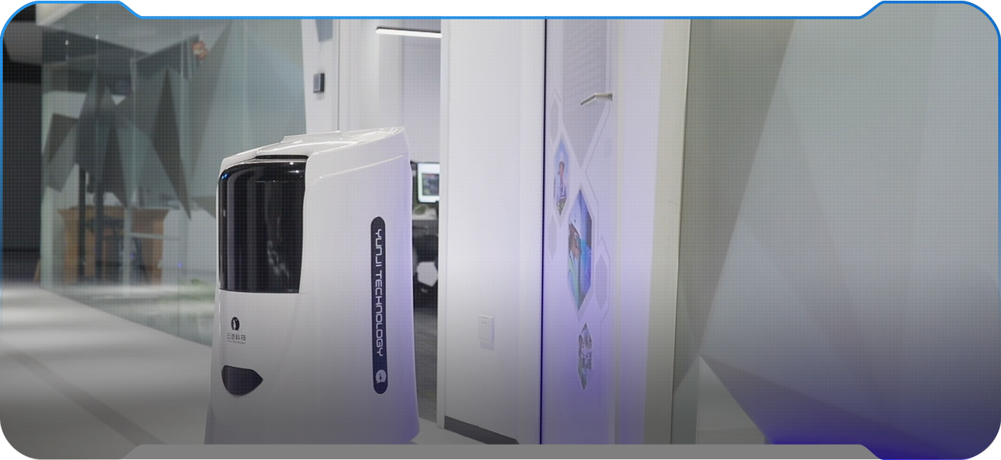 Hotel Robots: Smart Hotels Nearby: robotrunner